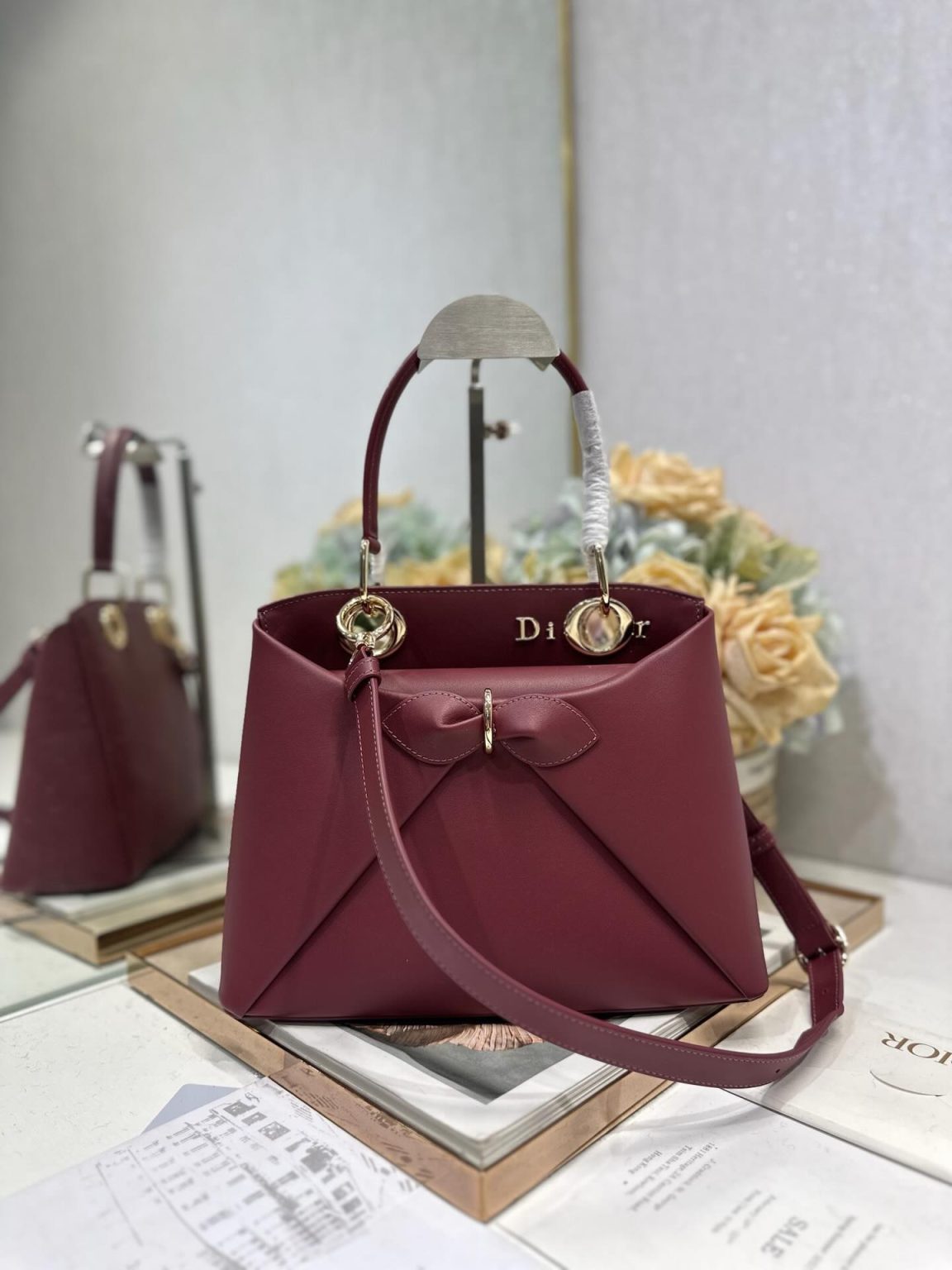 Dior Cigale Bag: Jonathan Anderson’s next quiet icon, decoded - LA FORMA
