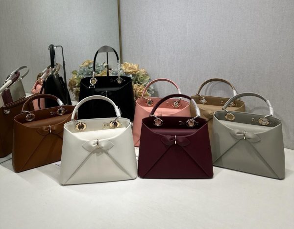 Dior Cigale Bag: Jonathan Anderson’s next quiet icon, decoded - LA FORMA